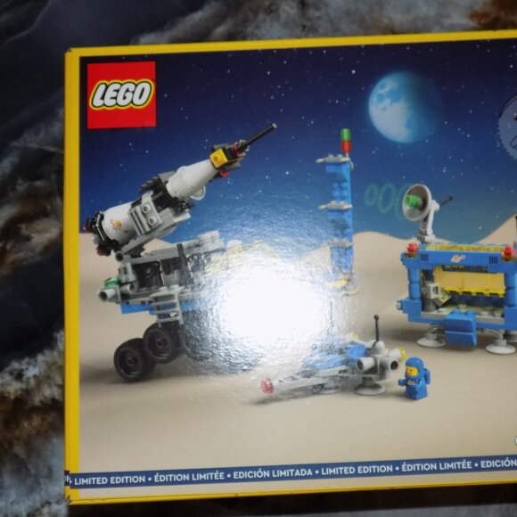 Lego | Toys | New Lego Micro Rocket Launchpad Set 472 | Poshmark